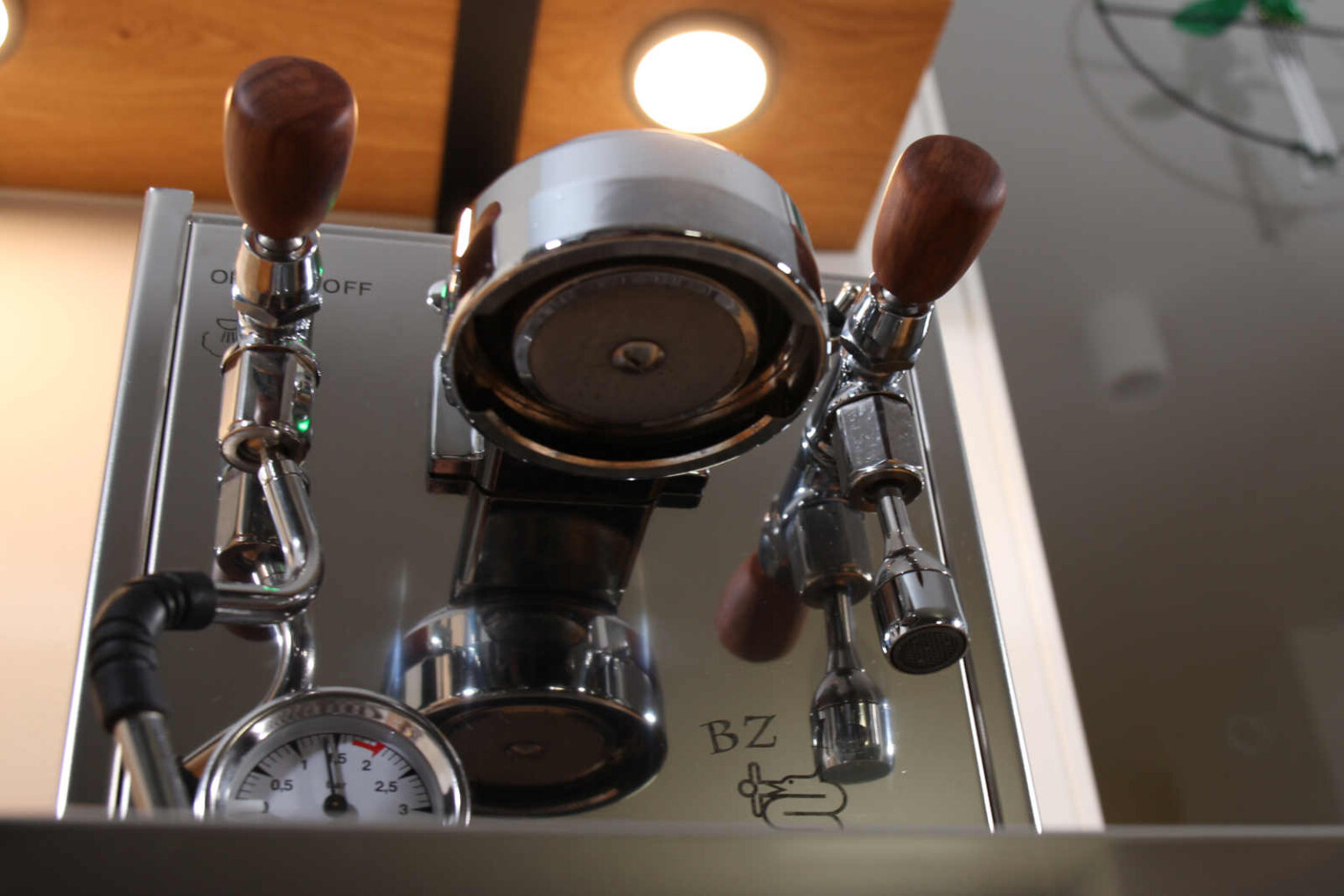 Bezzera BZ10 im Test: Espresso-Genuss zum attraktiven Preis?